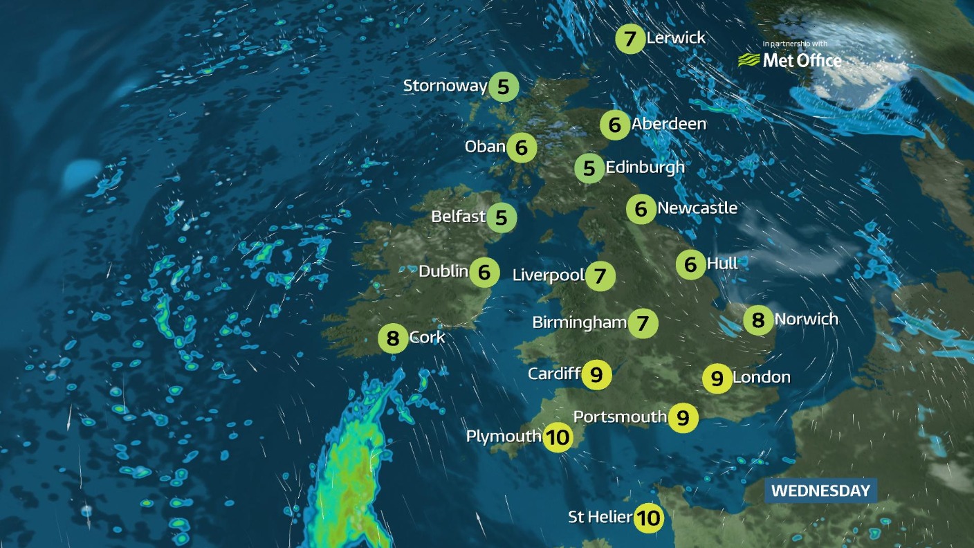 Weather: Patchy rain with cloudy skies across the east but drier and ...