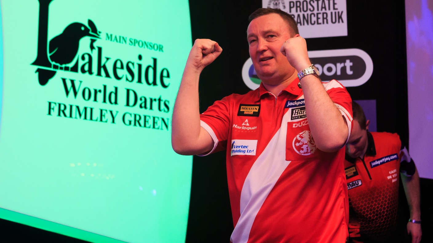 Durrant through to BDO World Dart Championship final | ITV News Tyne Tees
