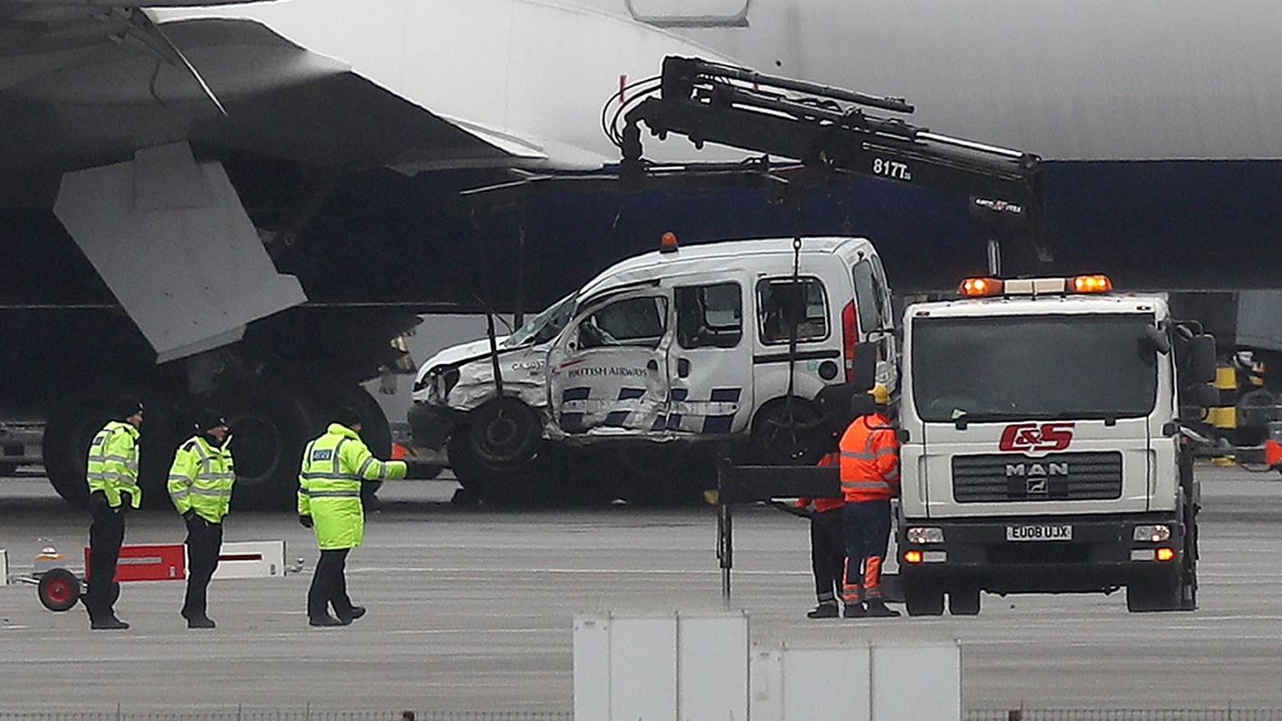 Inquest opens after BA engineer killed in Heathrow Airport crash | ITV ...