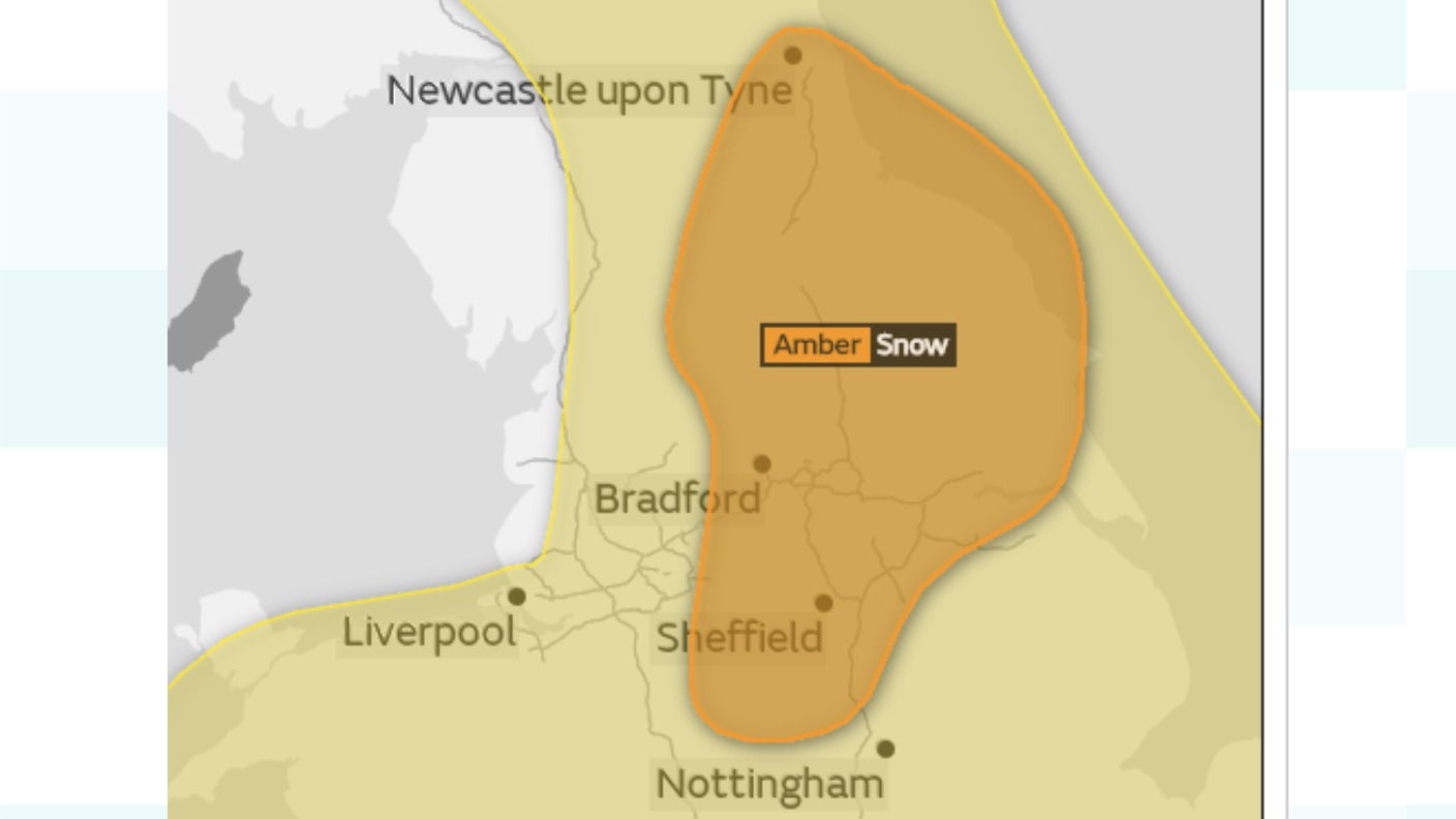 Amber weather warning for snow from the Met. Office | ITV News Granada