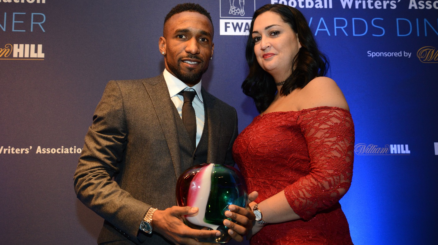 Jermain Defoe honoured for his friendship with Bradley Lowery | ITV ...