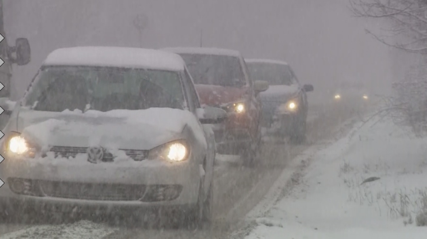 Snow causes chaos on region's roads and railways | ITV News Calendar
