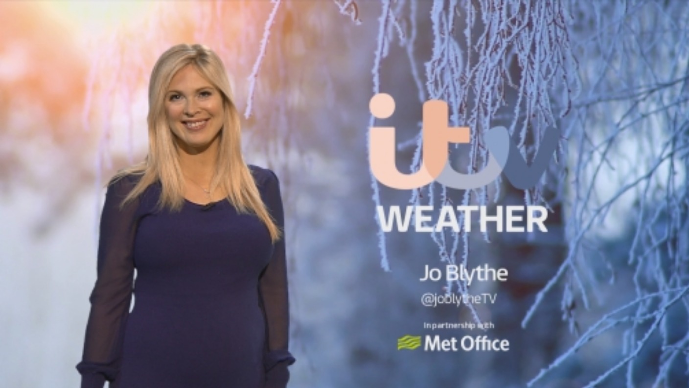 Icy roads and pavements into Sunday. Rain, sleet and snow showers in ...