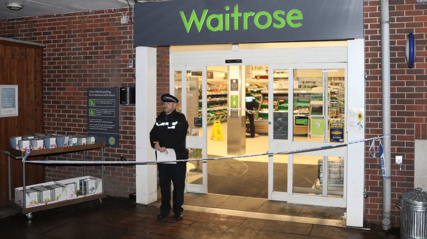 Police investigate stabbing incident at Lewes Waitrose | ITV News Meridian