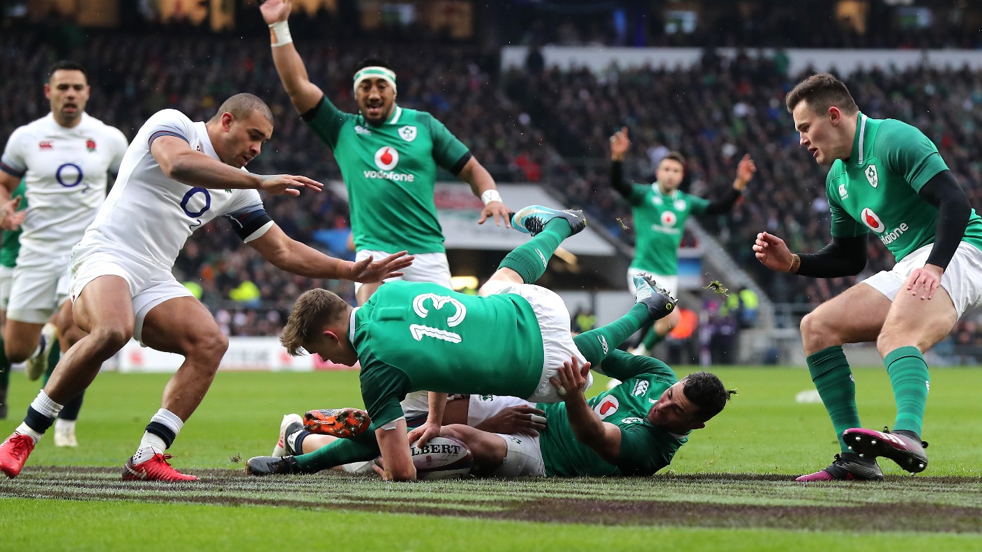 Ireland beat England at Twickenham to earn Grand Slam | ITV News