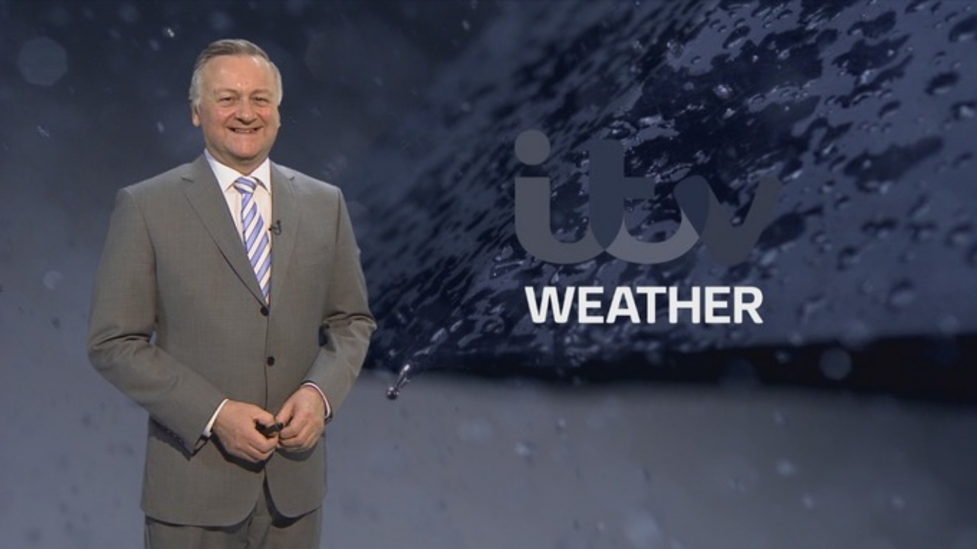 Late weather forecast with Jon Mitchell | ITV News Calendar