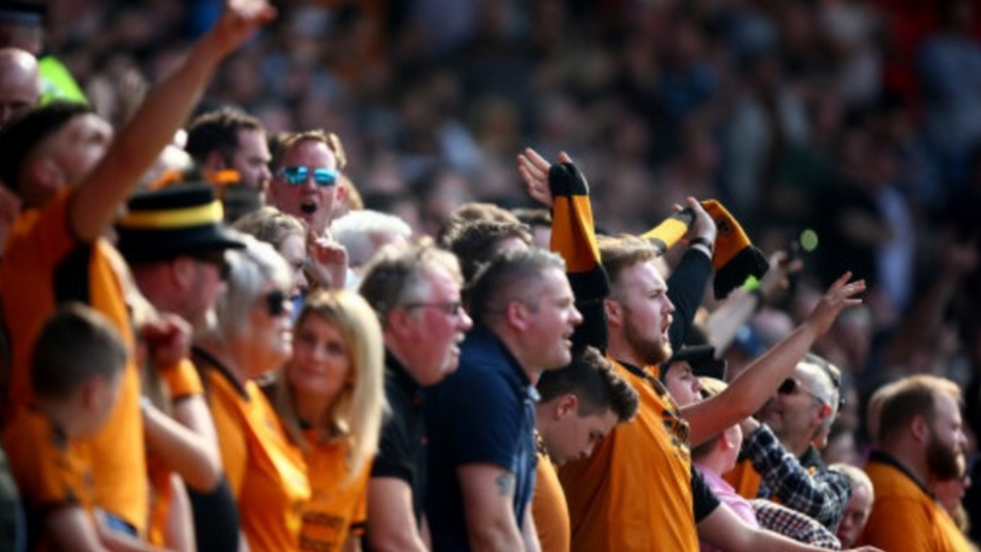 Bus parade to celebrate Wolves promotion | ITV News Central