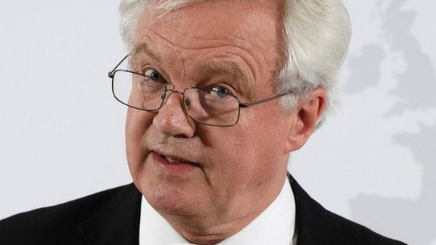 Government publishes details of Brexit 'backstop' | UTV | ITV News