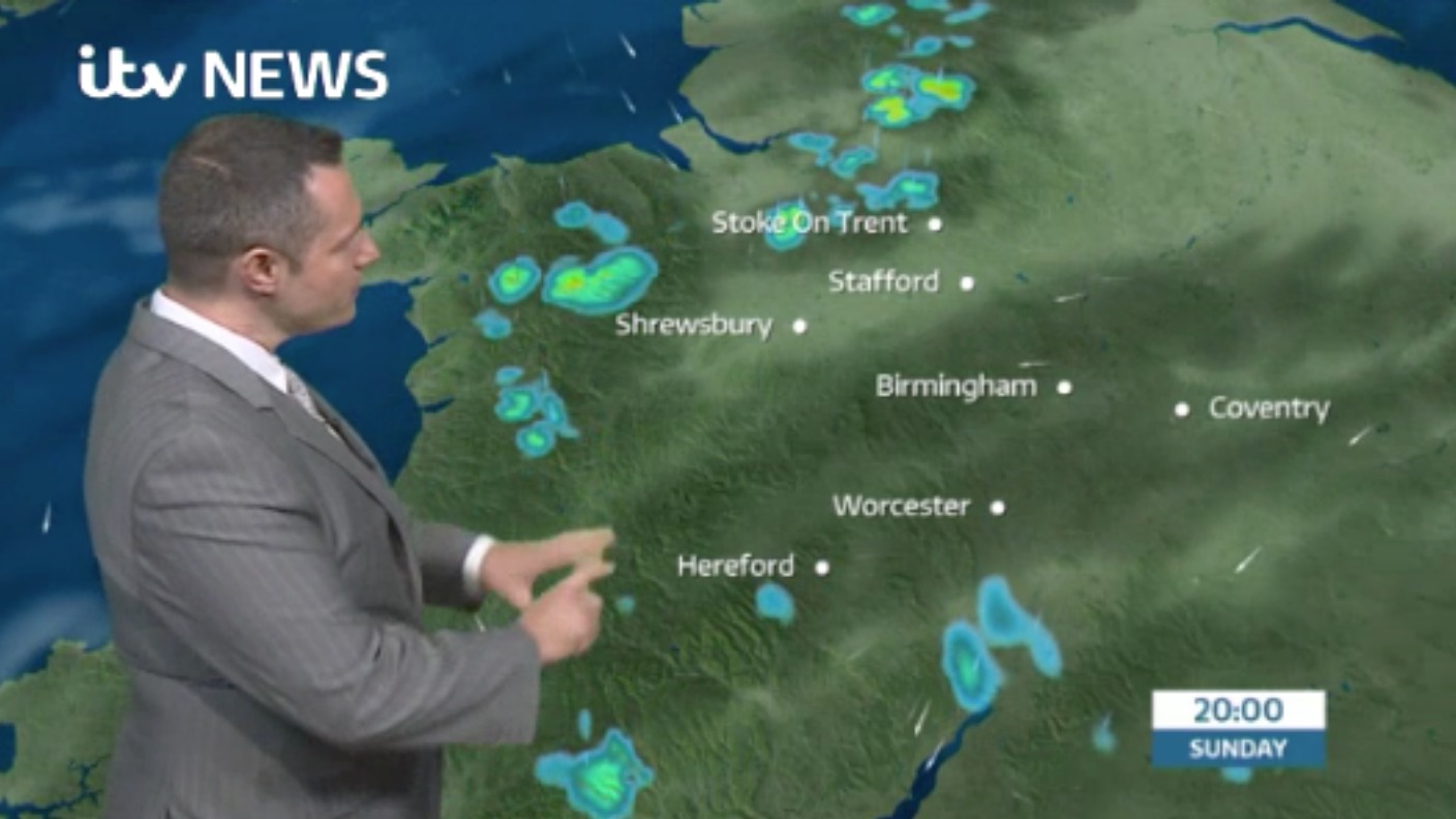 West Midlands Weather: Dry and warm evening | ITV News Central