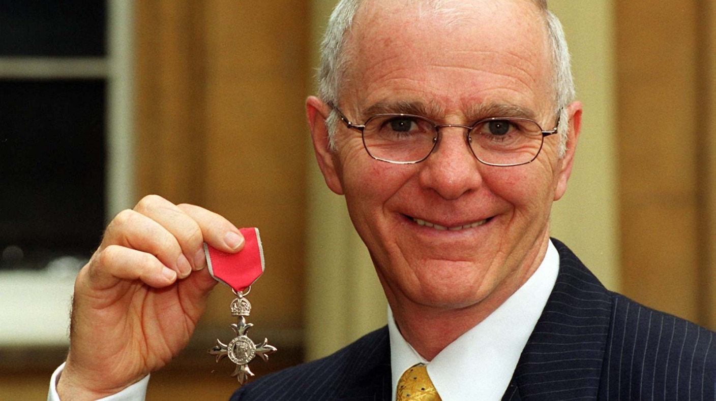 Hundreds bid farewell to legendary Sheffield boxing trainer Brendan ...
