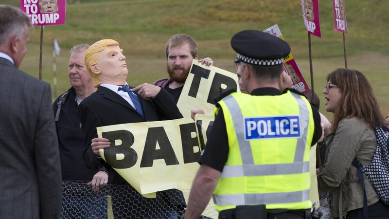 Turnberry demo kicks off anti-Trump protests across the UK | ITV News