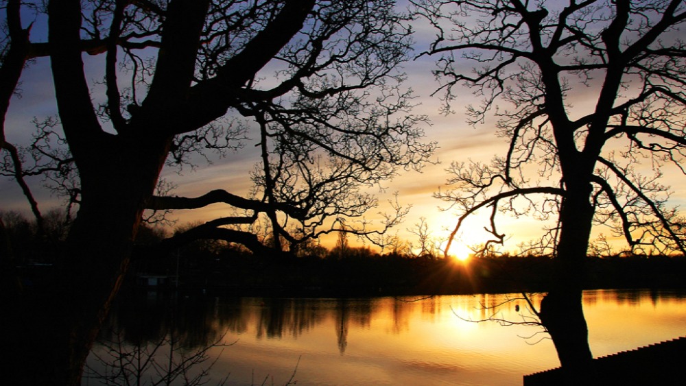 Possible patchy rain or drizzle | ITV News Central