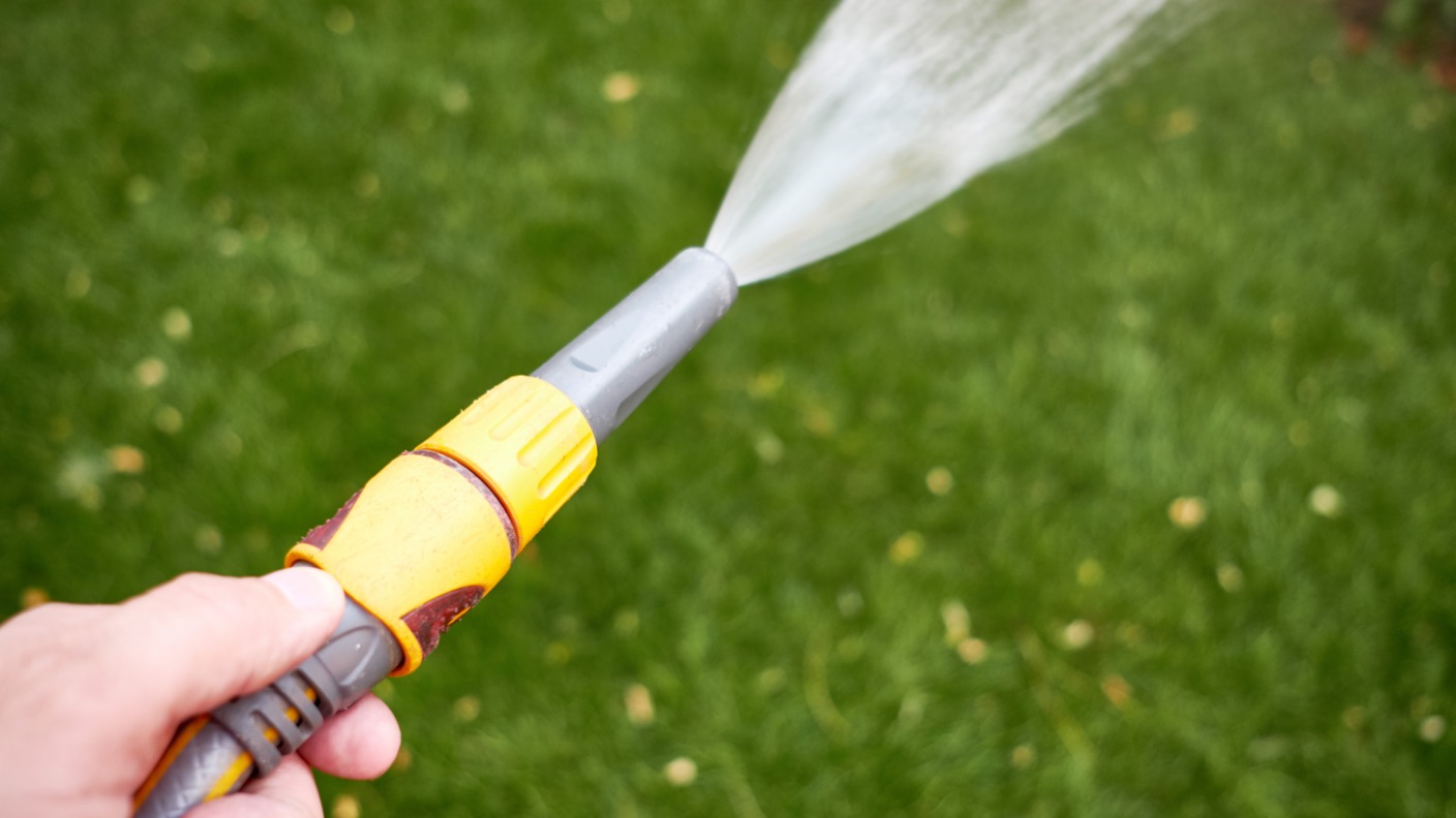 Manx hosepipe ban lifted after seven weeks | ITV News Granada