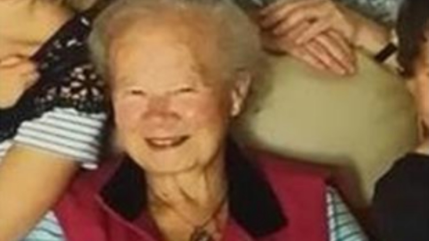 Police investigate discovery of woman's body on beach | ITV News West ...