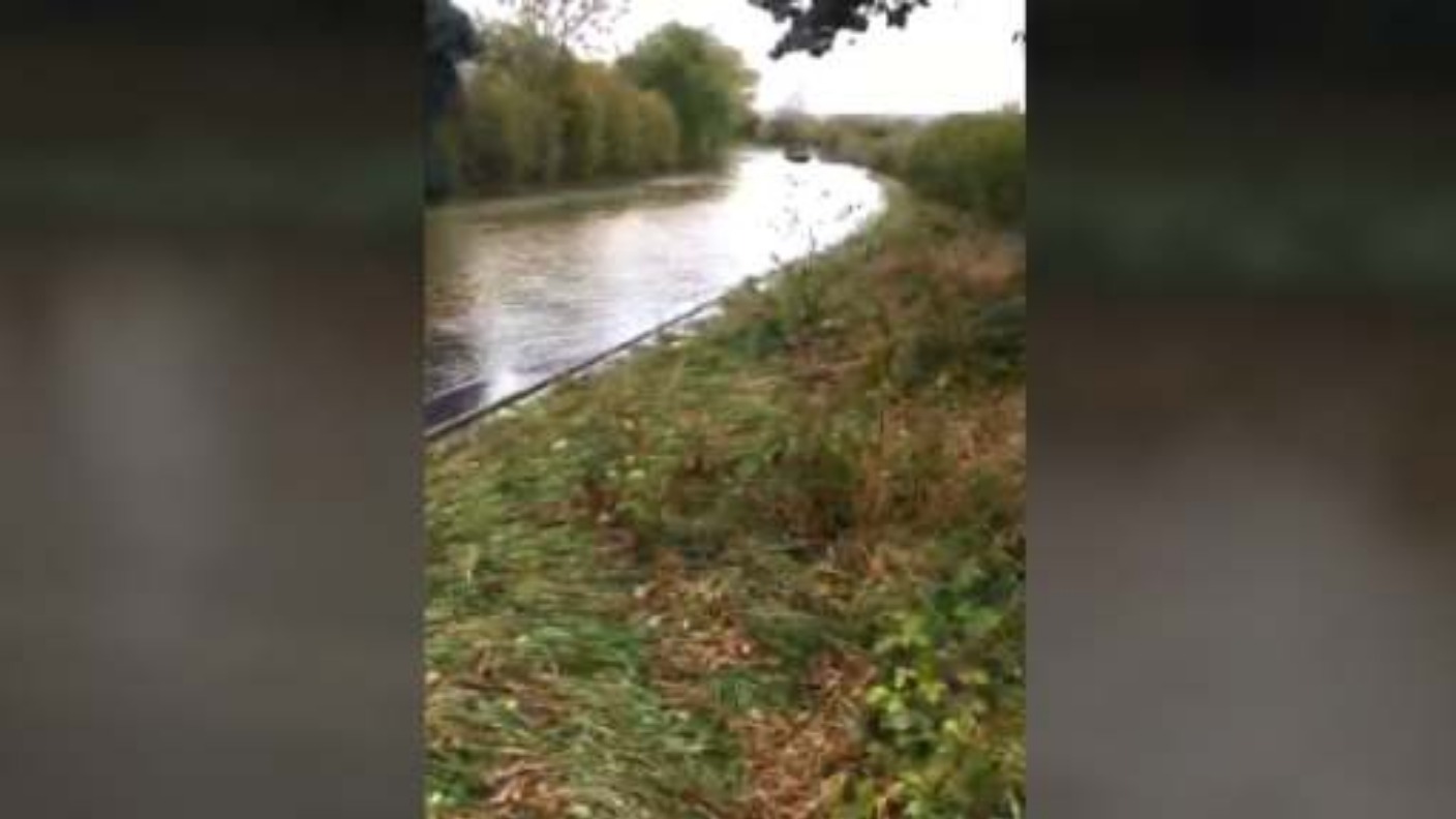 Heavy rain causes rising water levels in the River Wye | ITV News Central