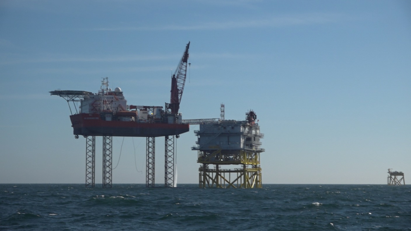 East Anglia One windfarm on schedule despite choppy conditions 27 miles ...