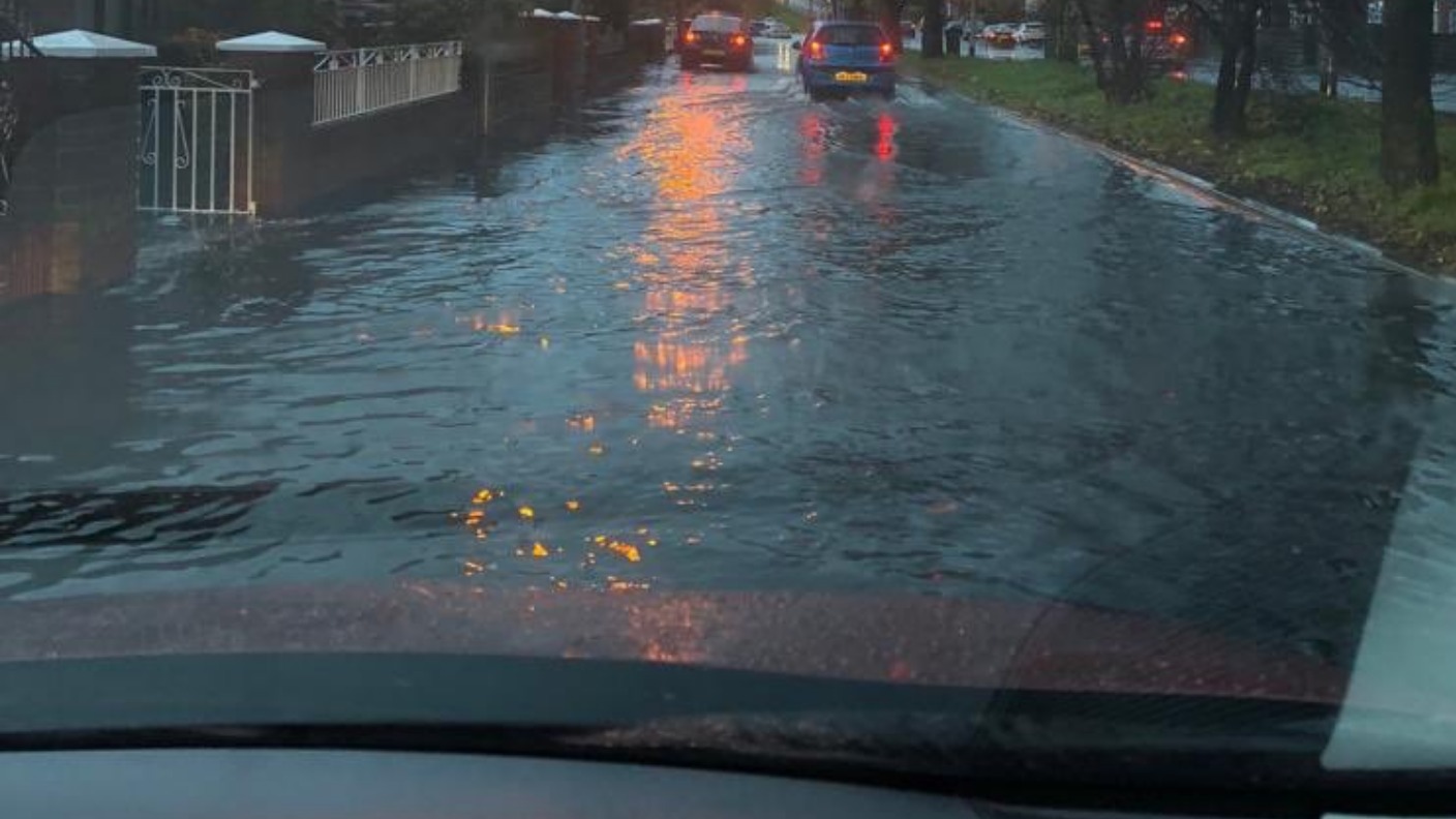 Heavy rain brings disruption with NI weather warning in place | UTV ...