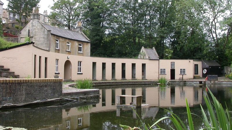 Historic outdoor swimming baths set for restoration | ITV News