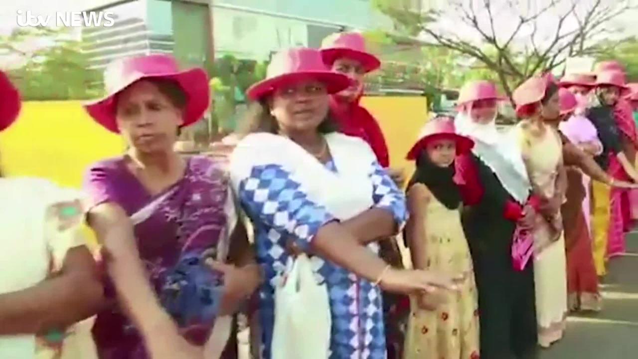 'Women's wall' stretches hundreds of miles in India in bid for gender ...