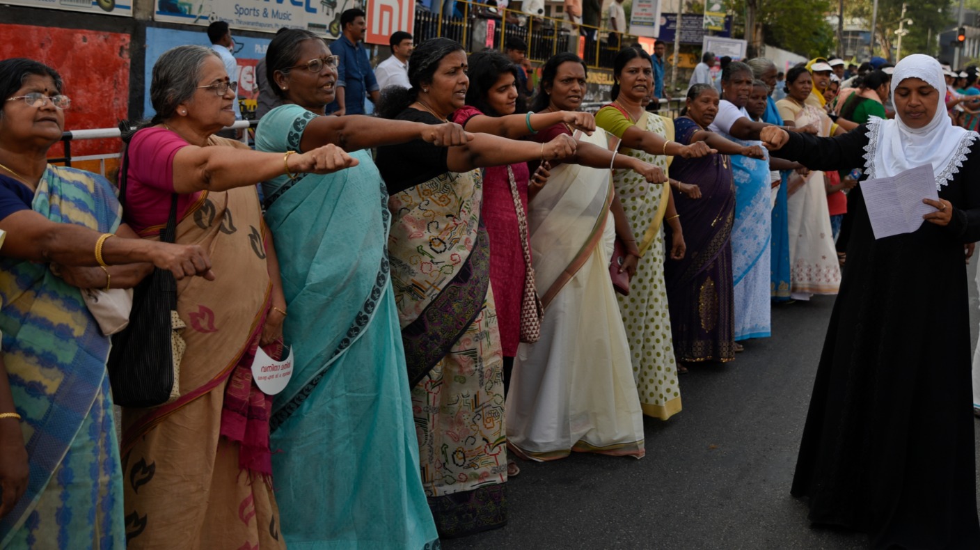 'Women's wall' stretches hundreds of miles in India in bid for gender ...