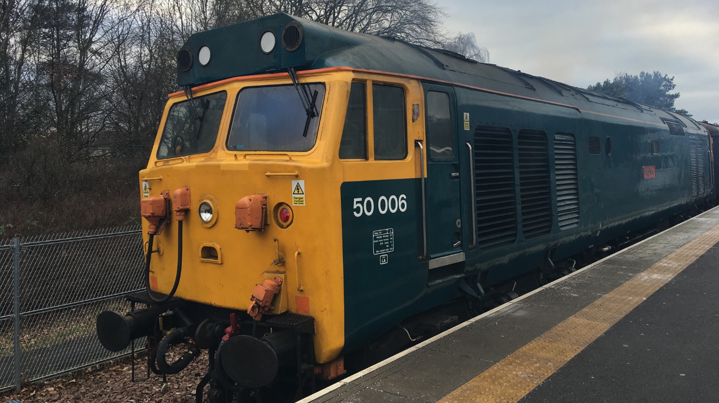 Heritage train calls at Tweedbank to mark closure of Waverley Line 50 ...