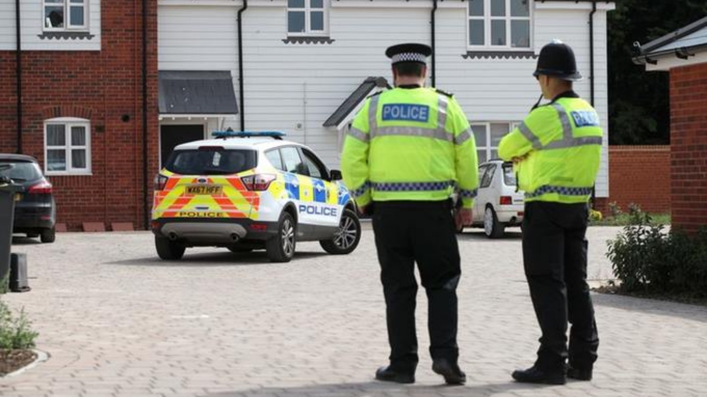 Amesbury home of Novichok victim Charlie Rowley declared safe six ...