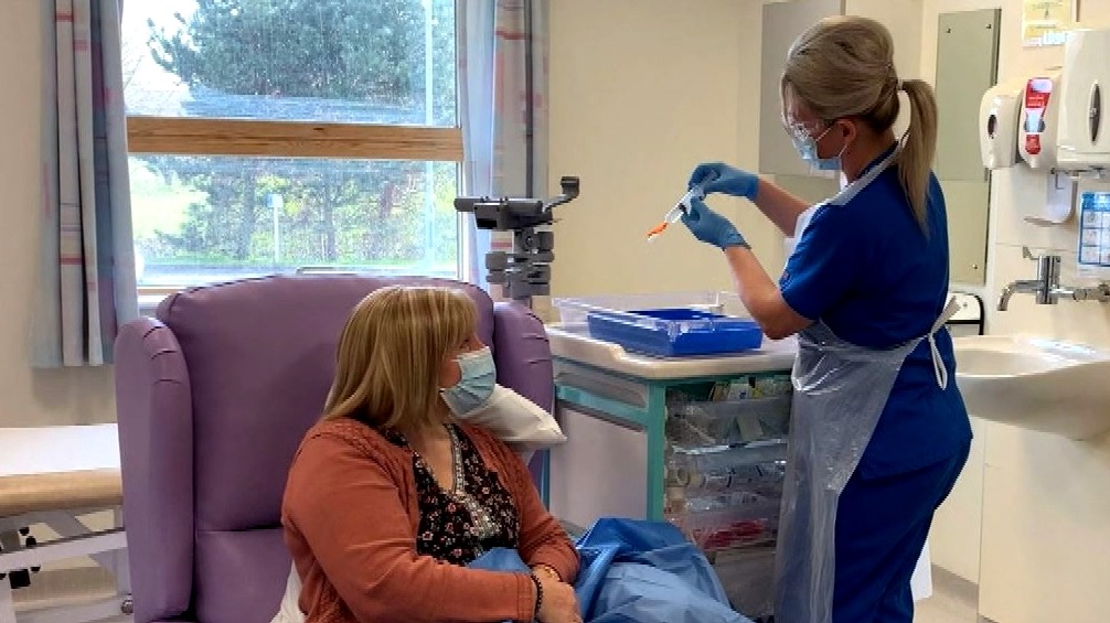 Merseyside woman benefits from new five-minute breast cancer treatment ...