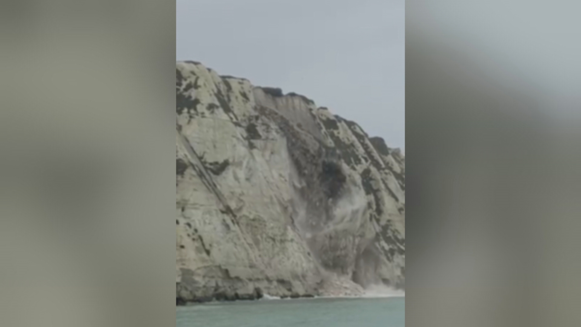 'Stay away from the cliffs' warns coast guard as section of Dover White ...