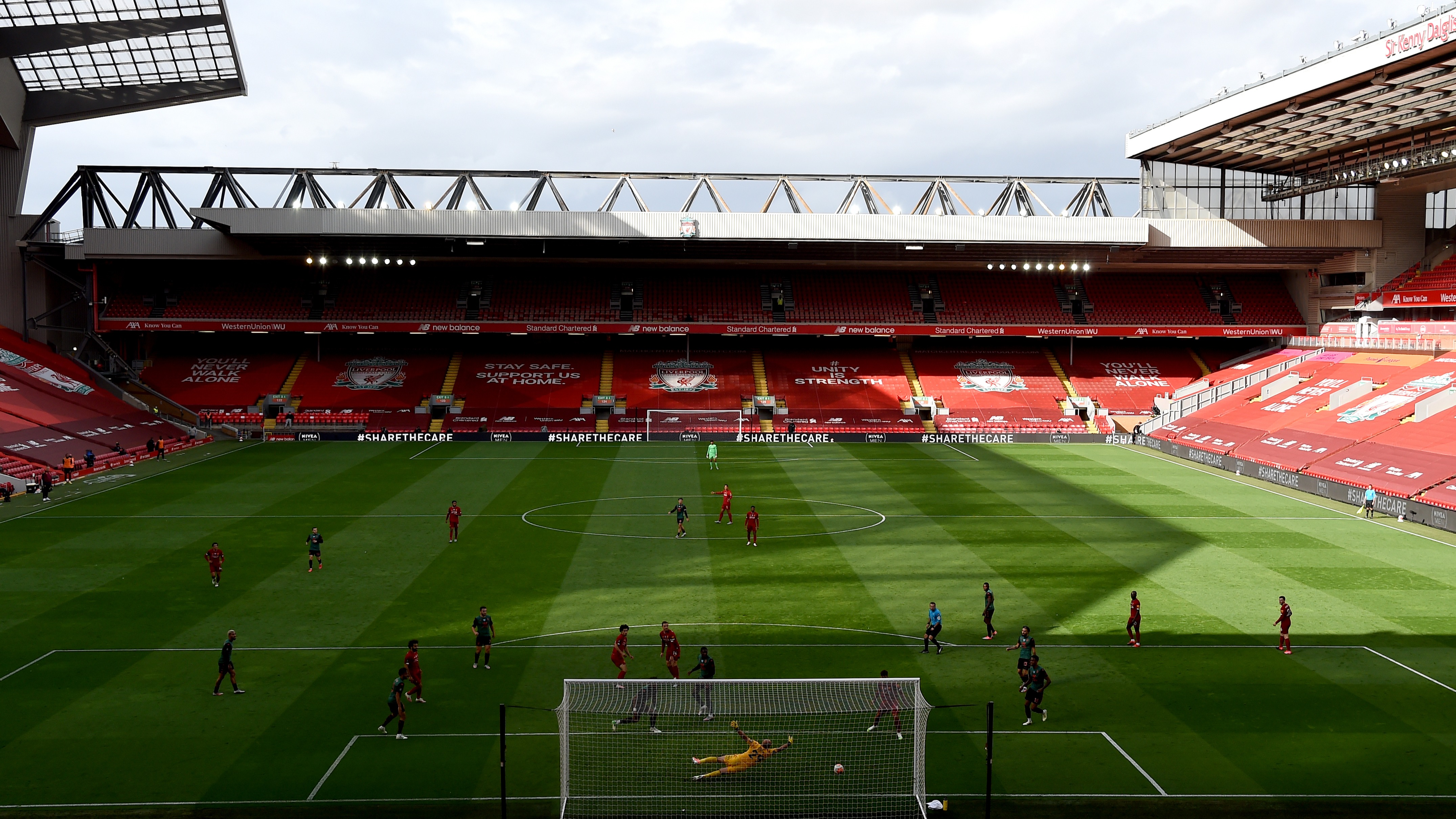 Liverpool FC win High Court case over £15m sponsorship deal | ITV News ...