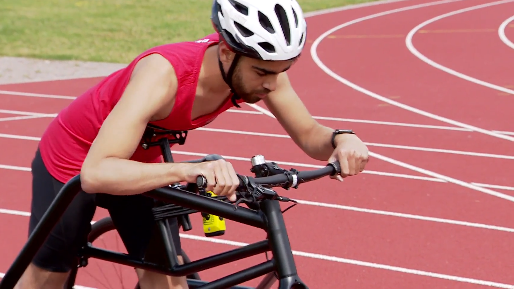 The South Asian frame runner aiming for the Olympics | ITV News Calendar