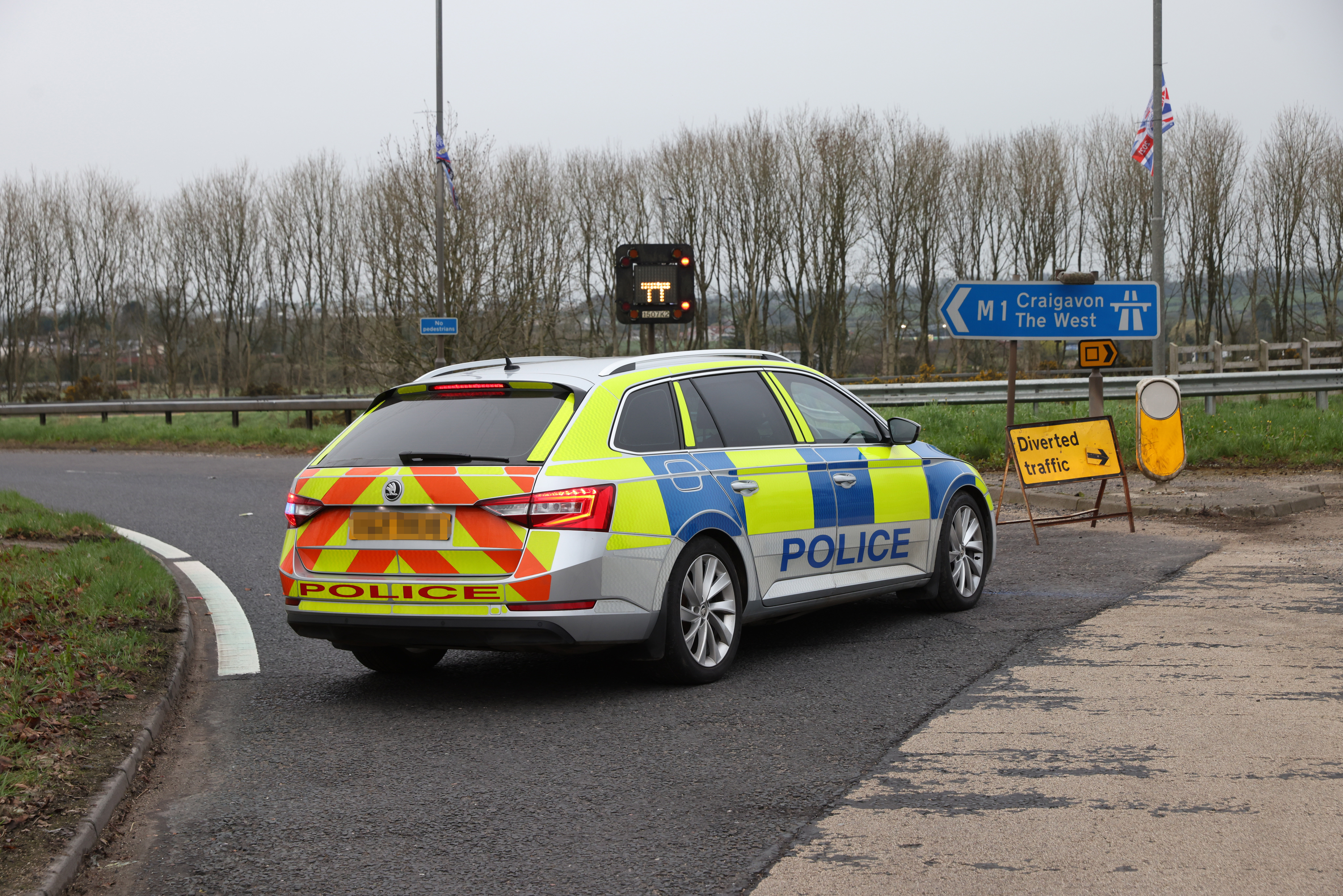 Man dies in three-vehicle crash on M1 near Moira off-slip | UTV | ITV News