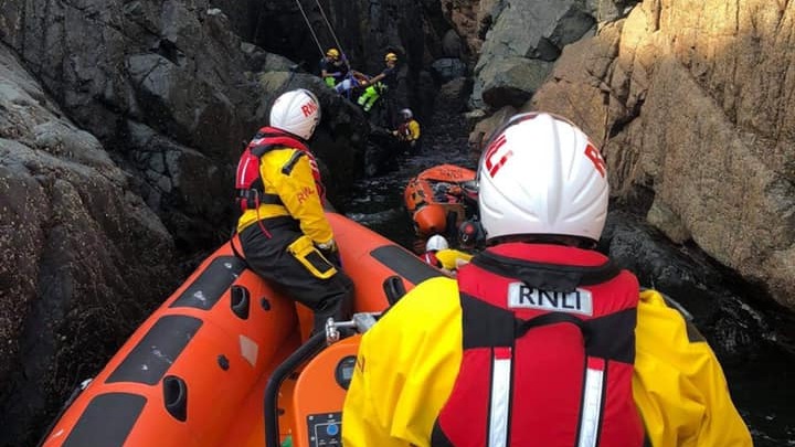Fallen climber rescued from cliff in Guernsey | ITV News Channel
