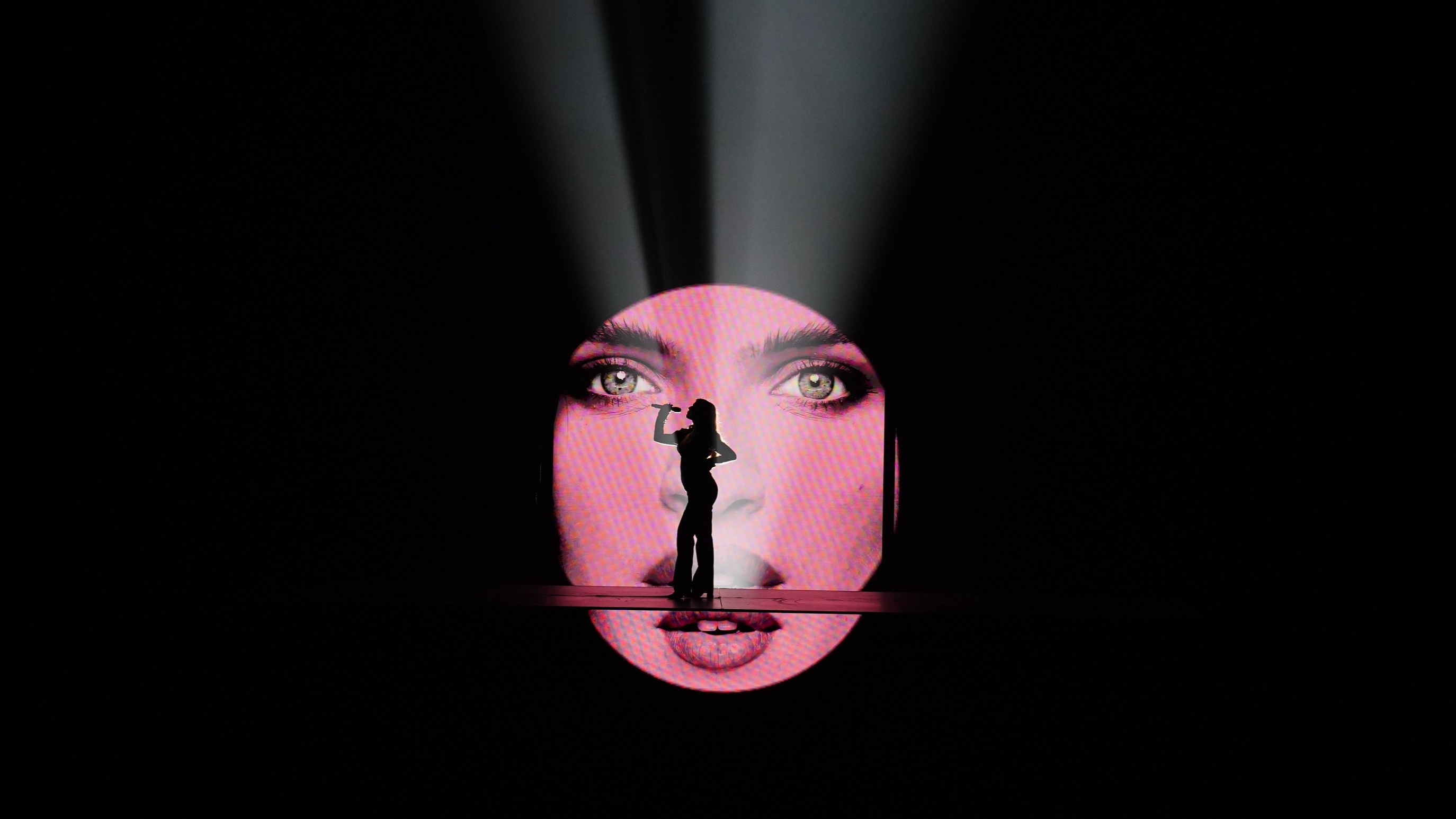 Mae Muller is ready for her moment in the Eurovision spotlight | ITV News