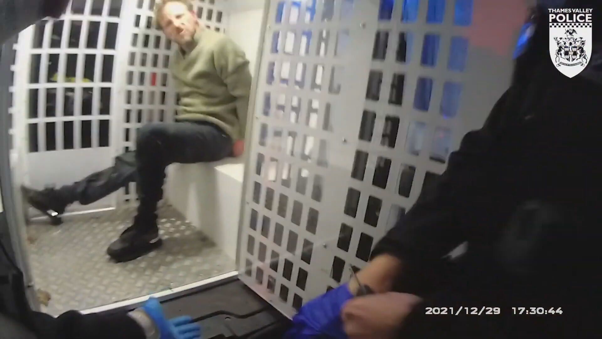 Man who drove at 100mph on M40 sentenced for dangerous driving and ...