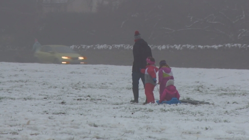 People in Gloucestershire and Dartmoor wake up to snow | ITV News West ...