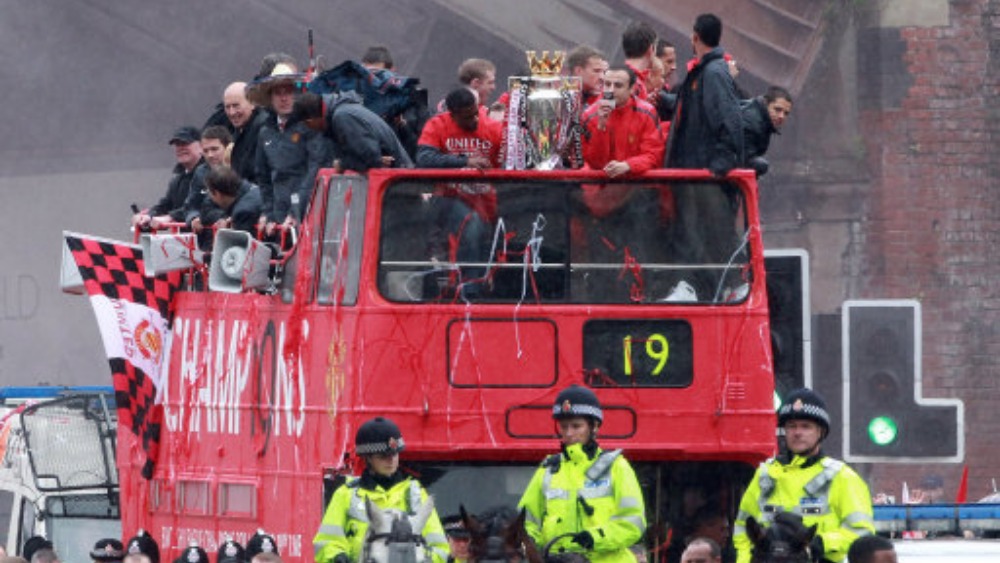 Manchester United's Premier League victory parade | ITV News Granada