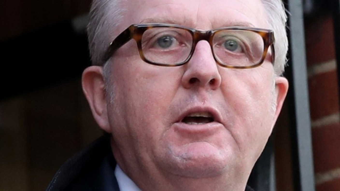 Ian Austin quits Labour after saying Jeremy Corbyn 'unfit' to be prime ...