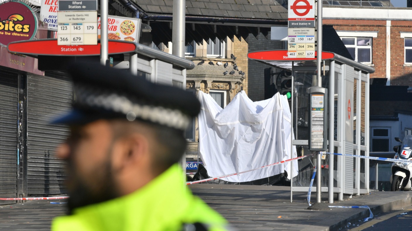 Man stabbed to death in Ilford during wave of London violence | ITV ...
