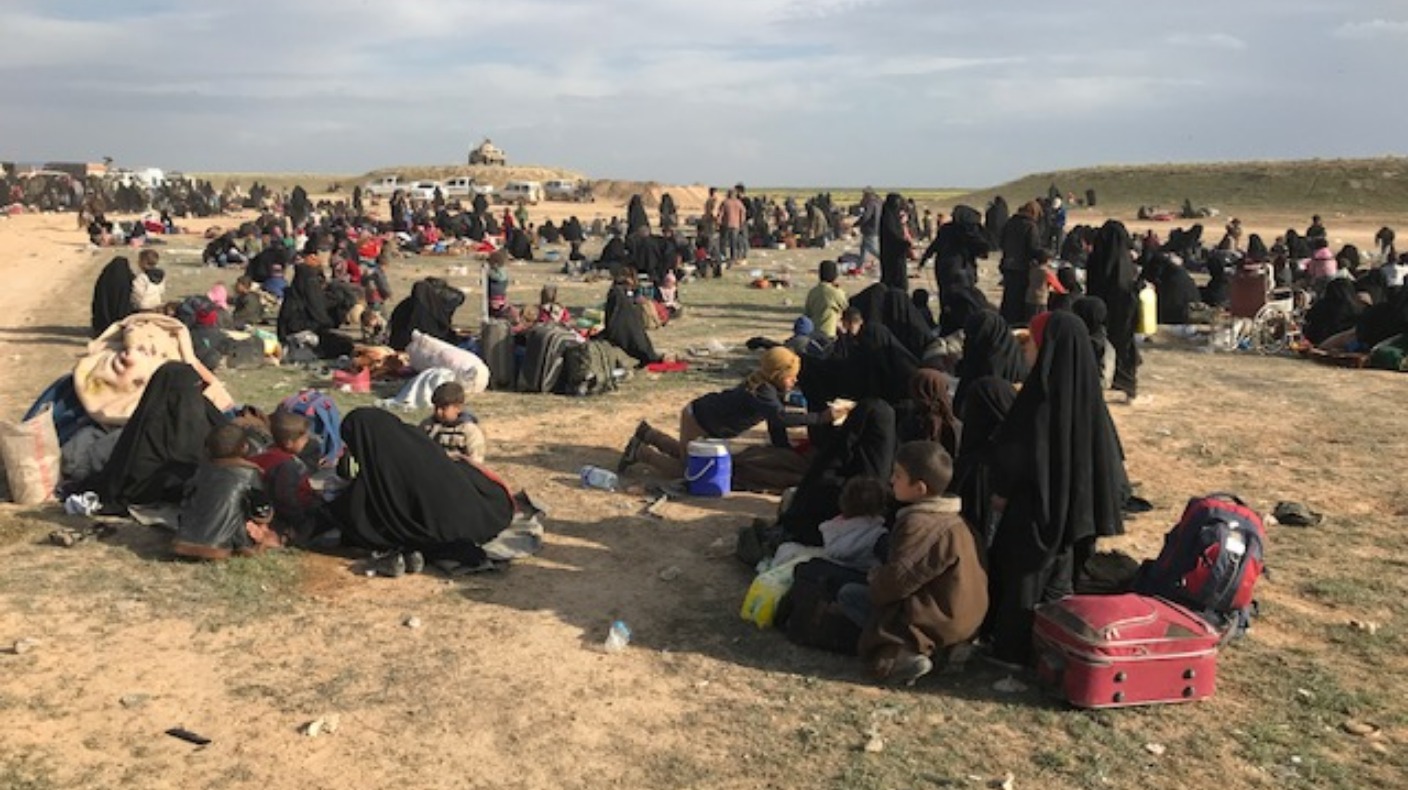Islamic State defeat looms as hundreds more leave Baghouz, the last ...