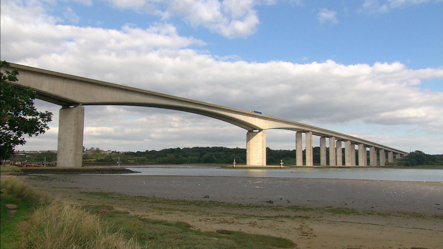 Orwell Bridge reopens in time for evening rush hour after closure due ...
