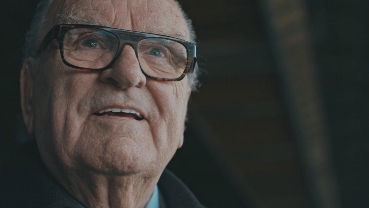 Former Leeds United Chairman Bill Fotherby passes away | ITV News Calendar