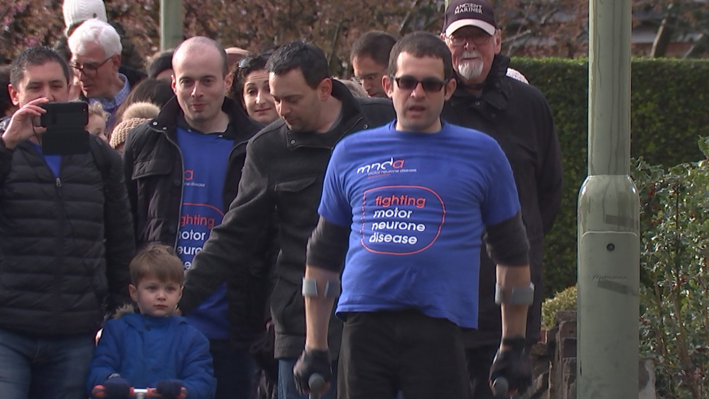 Man Born Without Legs Walks 40km Through London On Prosthetics To Raise