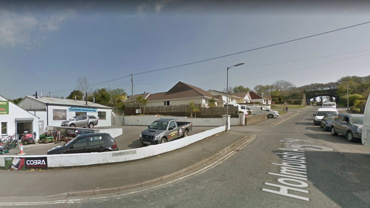 Teenager Arrested After Double Stabbing In St Austell Itv News West