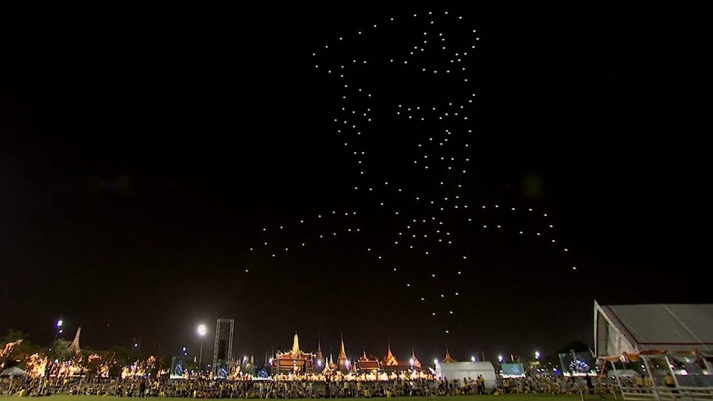 Hundreds of drones take part in impressive display for Thai coronation ...