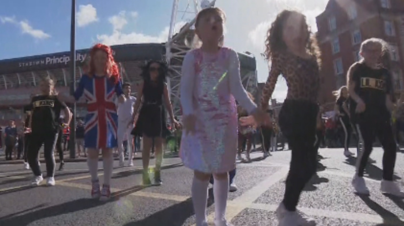 BGT semi-finalist dance group surprise with flash mob at Spice Girls ...