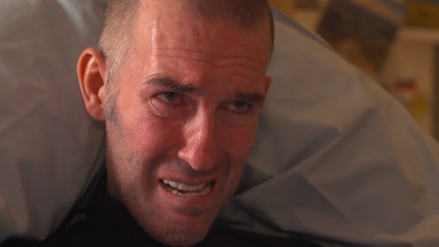 'Don't give up': Terminally ill ex-Rangers player Fernando Ricksen ...