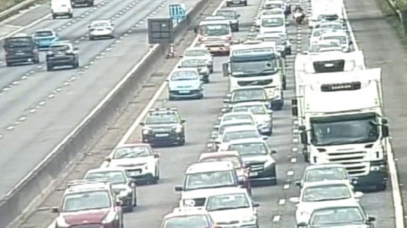 M27 closure causes long delays on local roads | ITV News Meridian