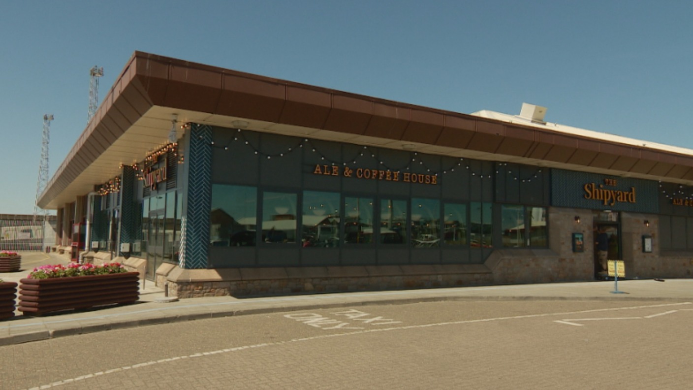 50 hospitality jobs created at new ferry restaurant | ITV News Channel