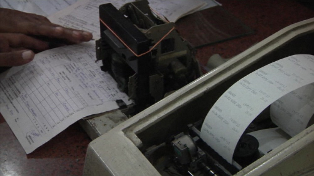 Hundreds flock the telegraph office to send their final telegrams in ...