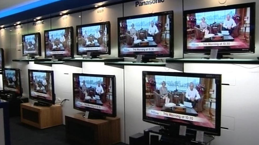 London's digital switchover begins | ITV News London
